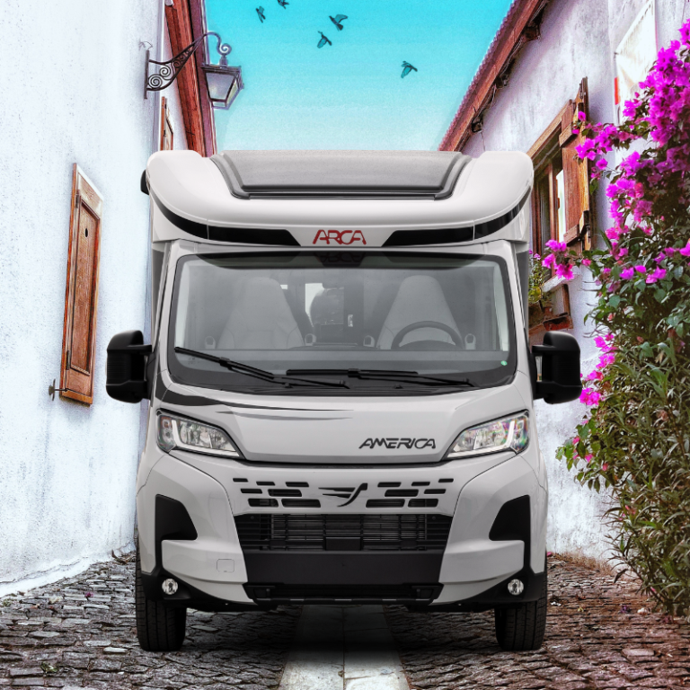 Il primo camper compatto davvero Full optional ! COMPACT - Arca